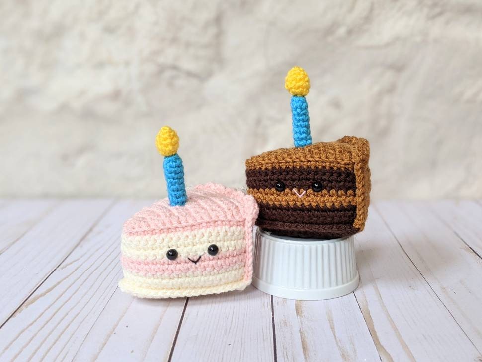 CROCHET PATTERN: Birthday Cake Slice Play Food Amigurumi | Etsy
