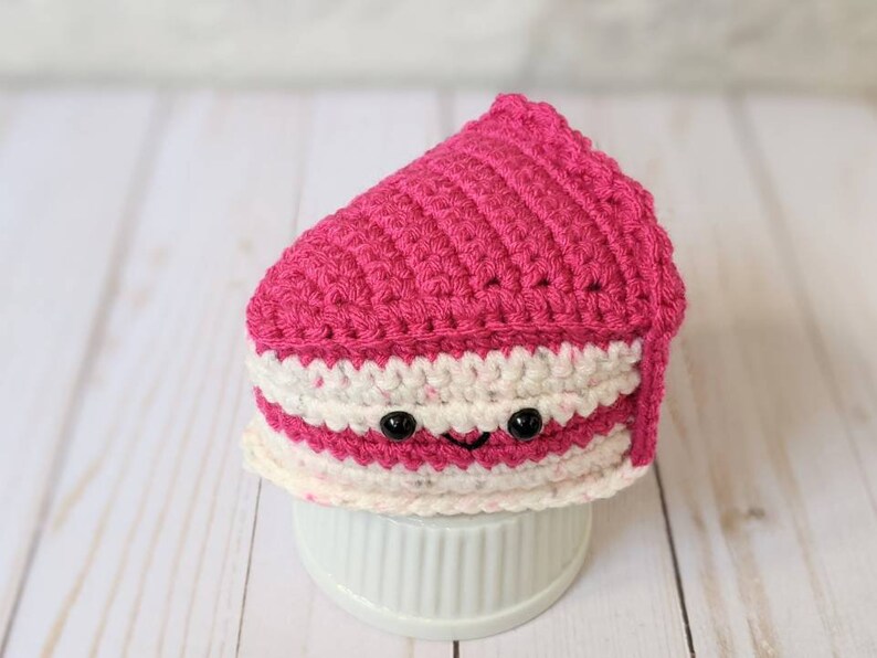 CROCHET PATTERN: Birthday Cake and Cupcake Plush Toys Party | Etsy