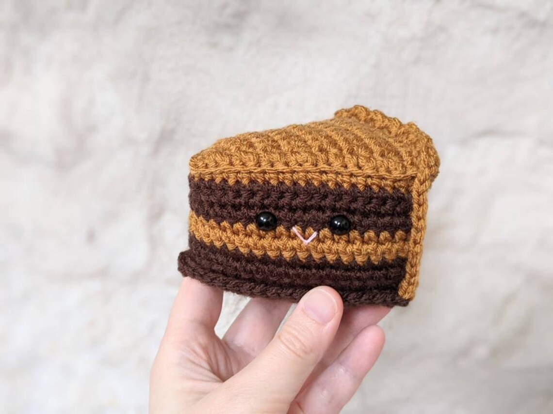CROCHET PATTERN: Birthday Cake and Cupcake Plush Toys Party | Etsy