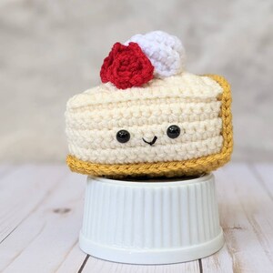CROCHET PATTERN: Cherry Cheesecake Play Food, Amigurumi Downloadable ...