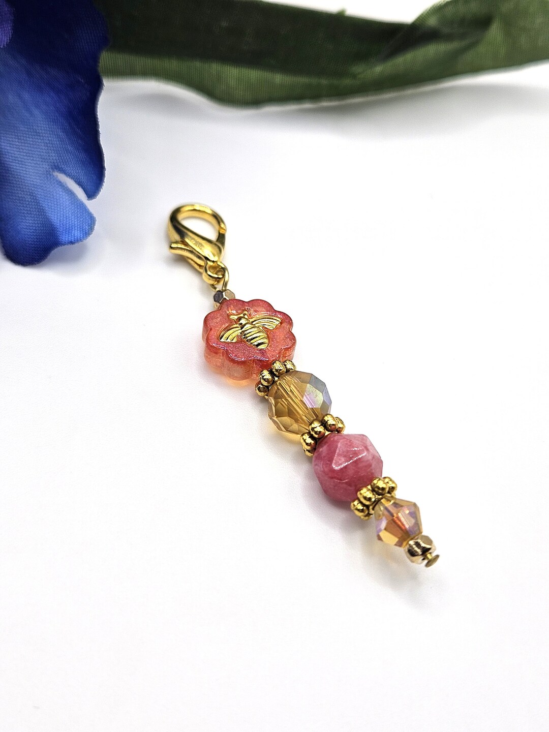Pink Zipper Pull With Bee, Pink Glass Bead Purse Charm, Clip on Charms ...