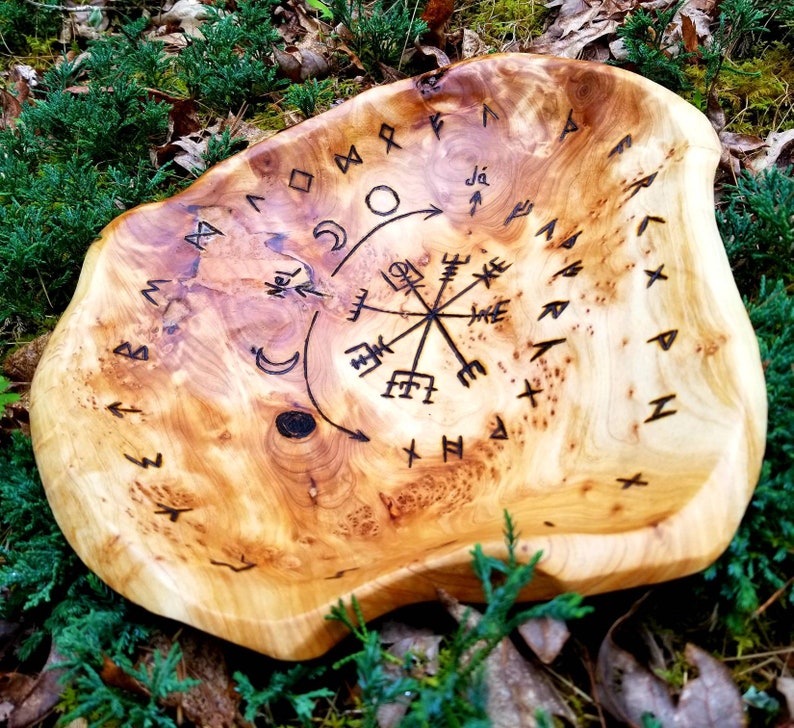 Runed Oracle Bowl, Elder Futhark - Etsy