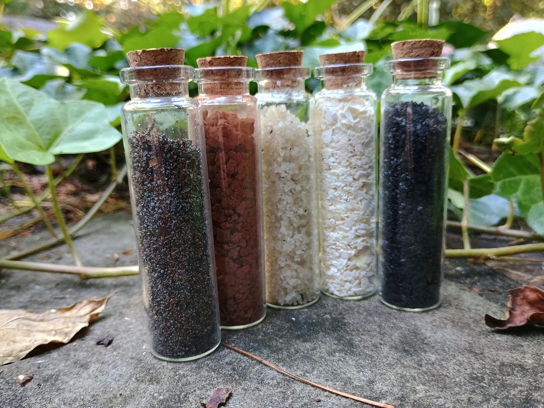 Ritual Powders & Salts - Etsy