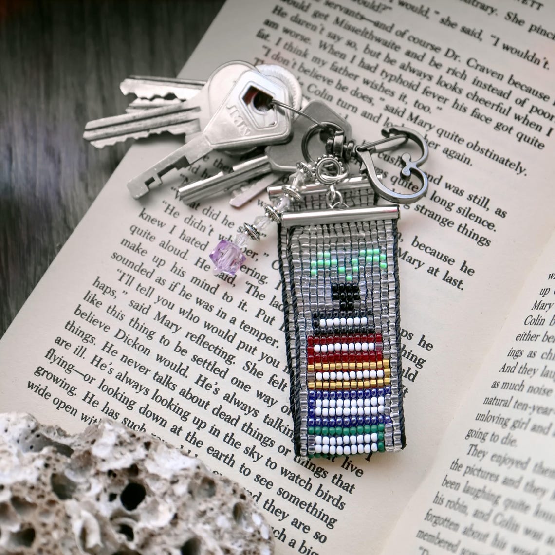 Loom Beaded Book Stack Bookmark Pattern – Seed Bead DIY (PDF Pattern ...