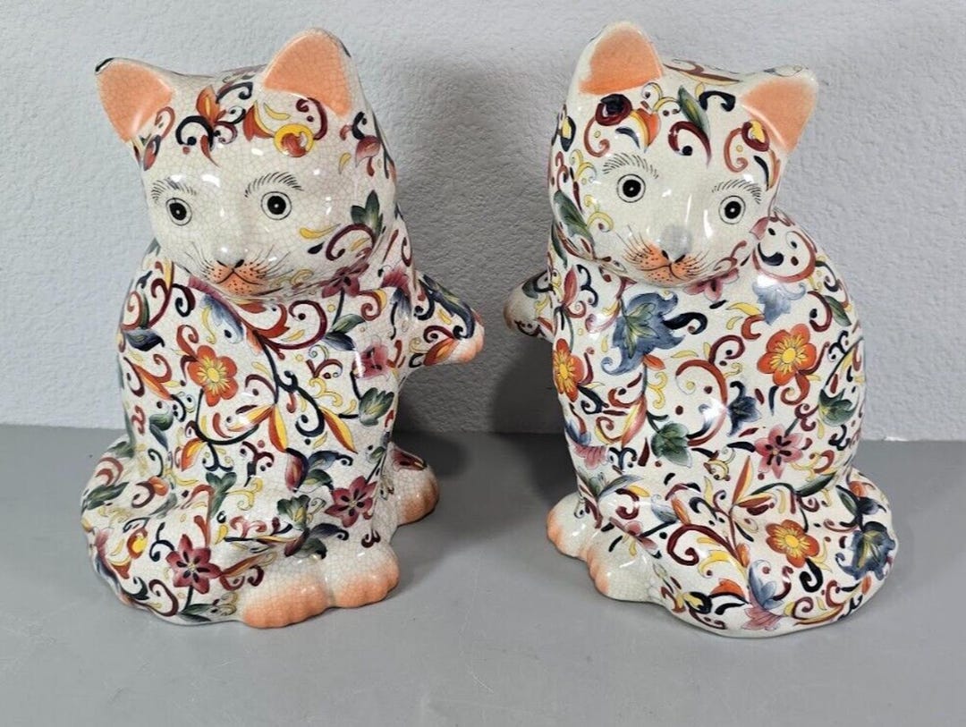 Large Japanese Porcelain Imari Style Pair of Cats - 11.25" and 10.5 ...