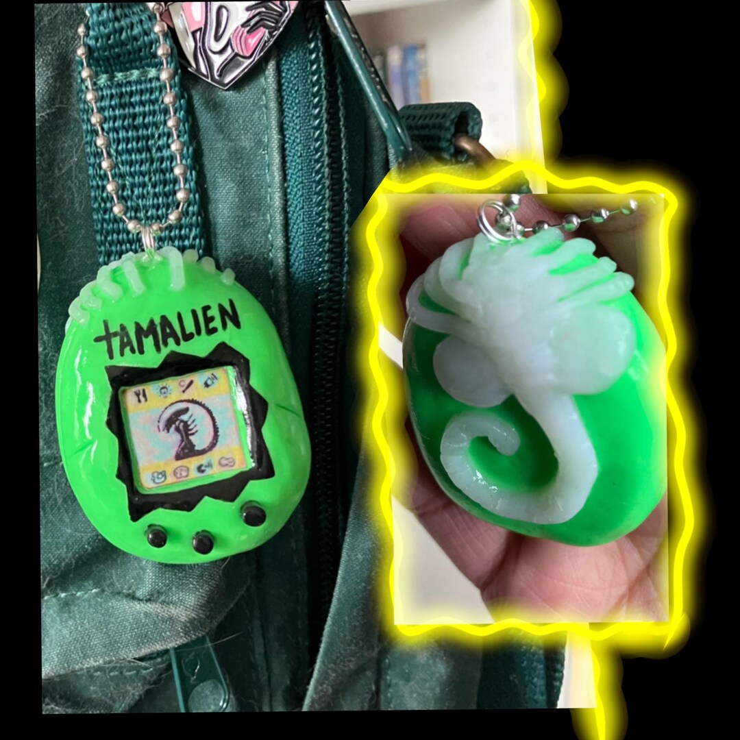 ALIEN, FACEHUGGER Tamagotchi (not Real) Custom Keychain/bag Jewelry ...
