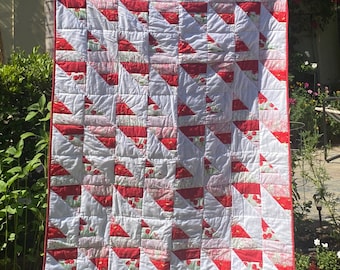 Cherry Jubilee Quilt - Etsy