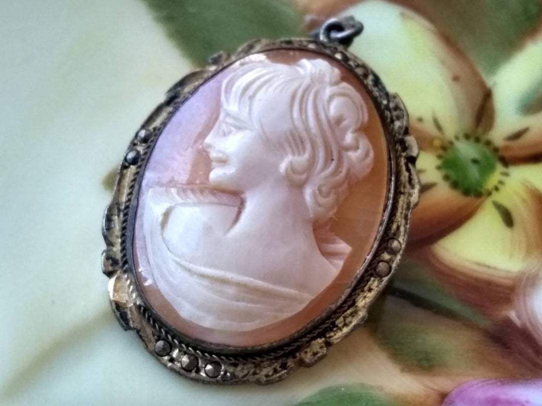 Lovely Vintage Antique Cameo Pendant - Etsy