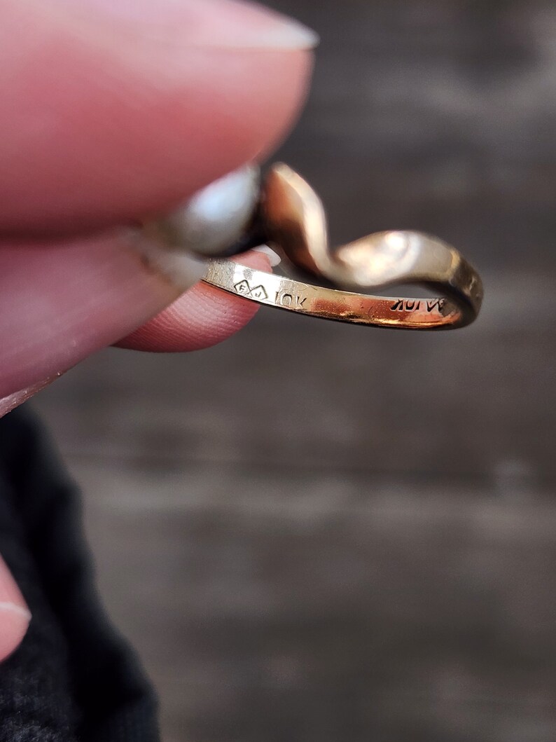 Vintage 10k Gold and Pearl Ring--approximate Size 6 - Etsy