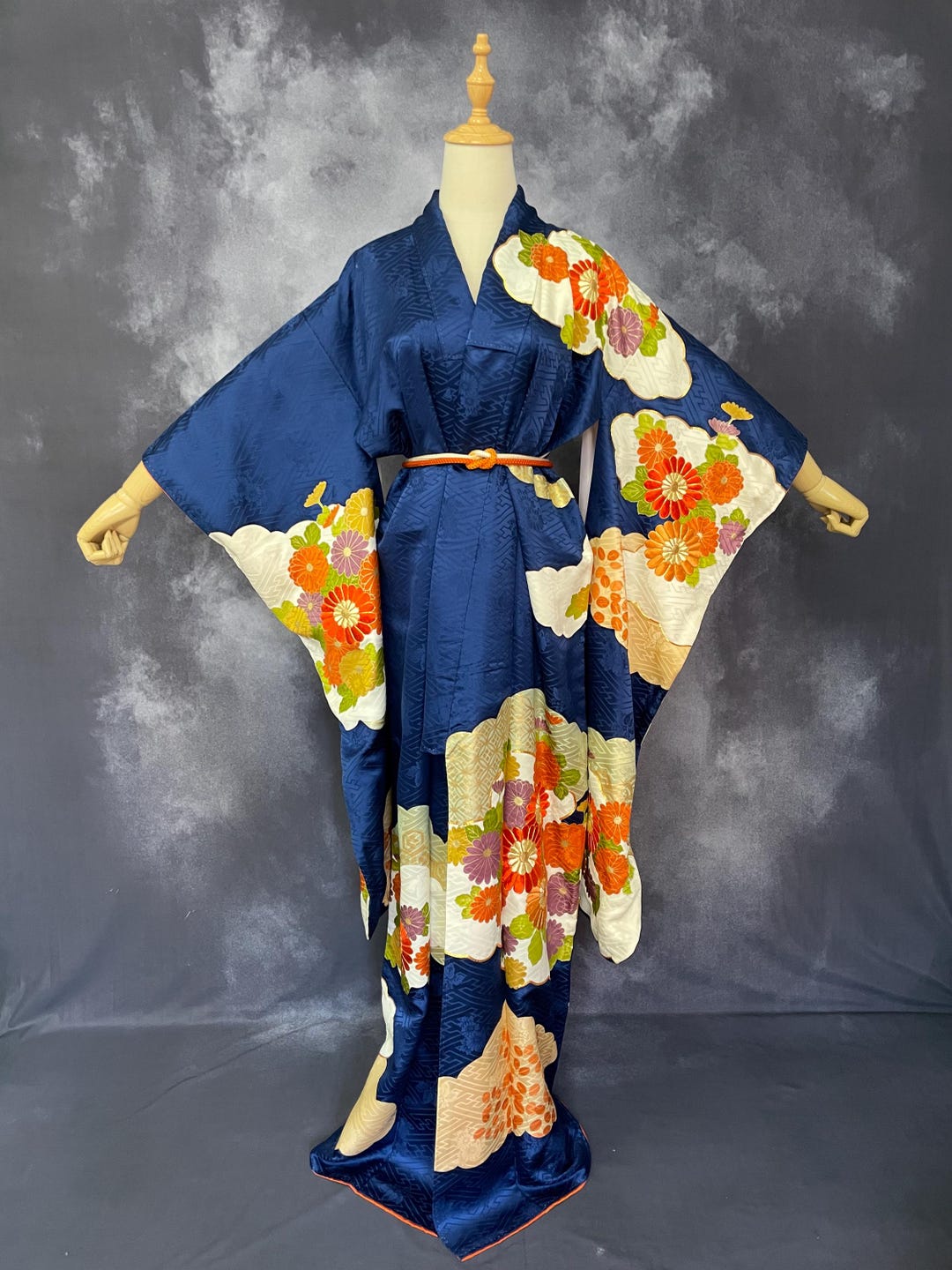 A Beautiful Japanese Navy Blue Floral Furisode Kimono, Perfect ...