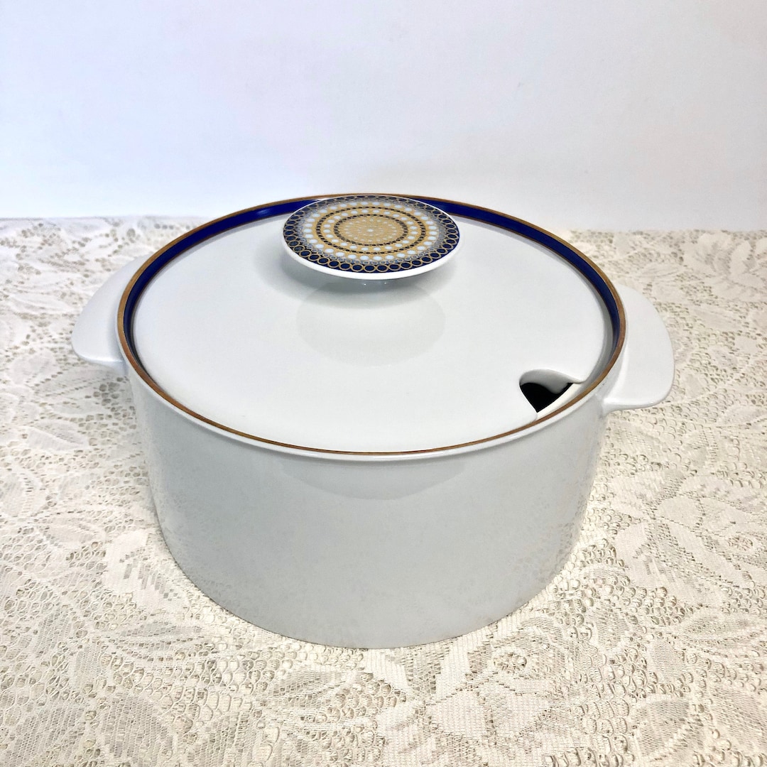 Thomas Rosenthal Soup Tureen With Medallion / White With Navy & Gold ...