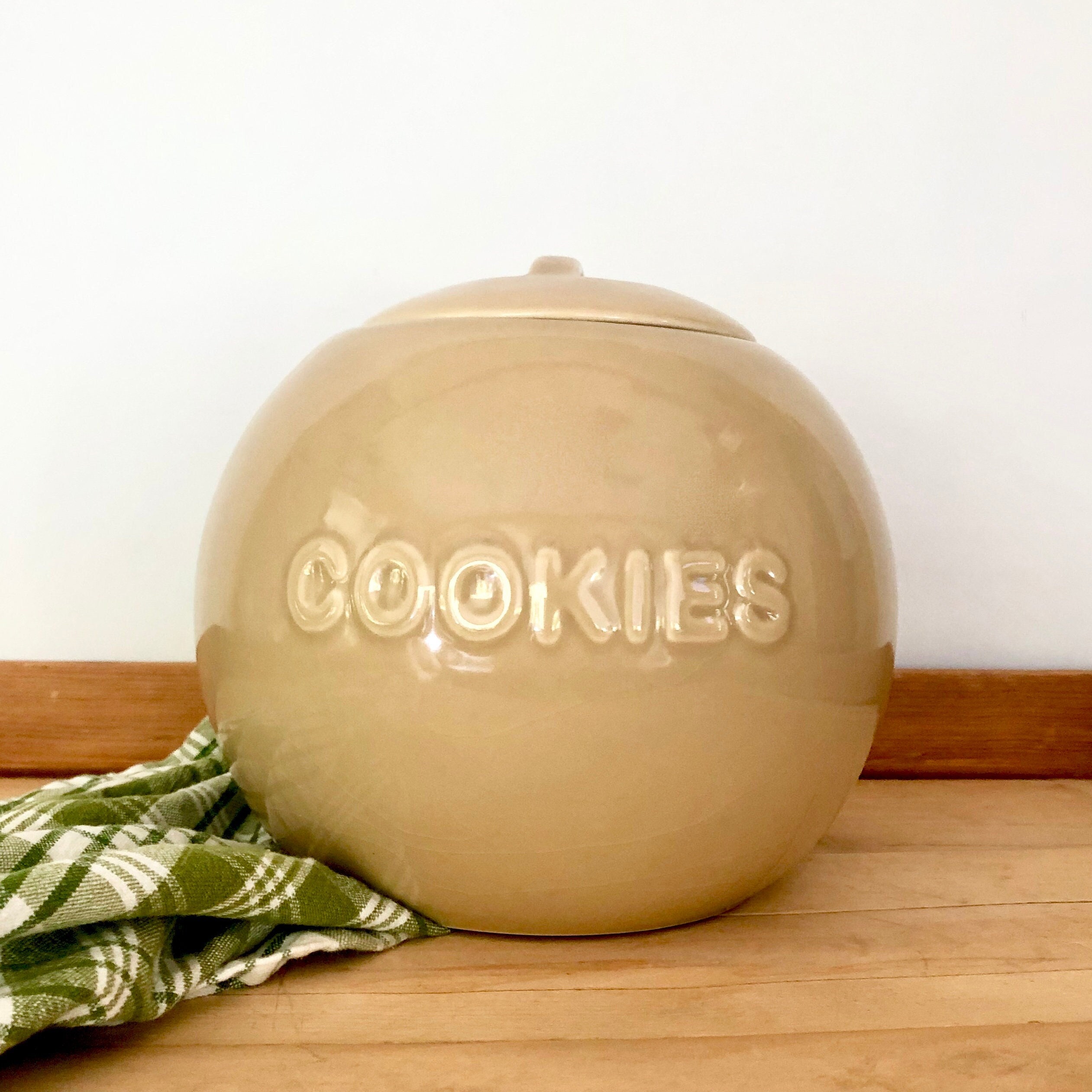 Vintage Round Ceramic Cookie Jar / Ball Shape Cookie Jar / Mid - Etsy