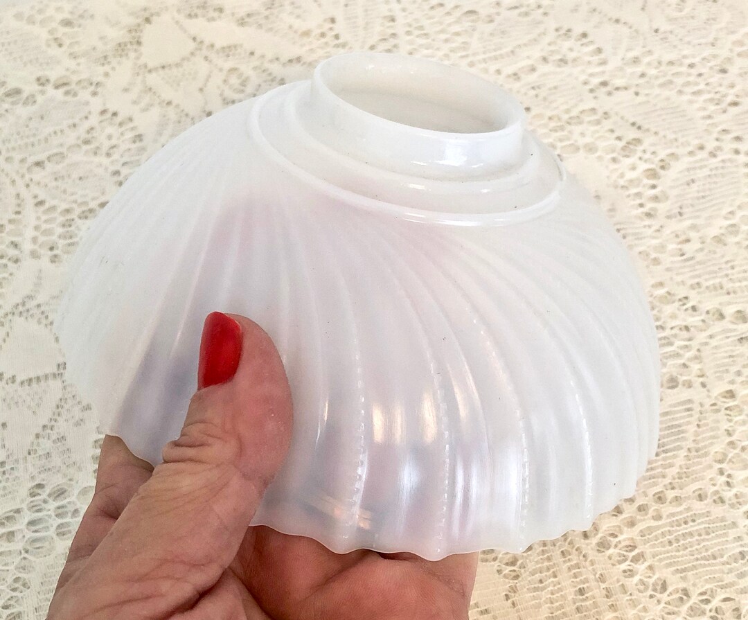6 Milk Glass Swirl White Diffuser Glass Lamp Shade / 2 7/8 Fitter ...