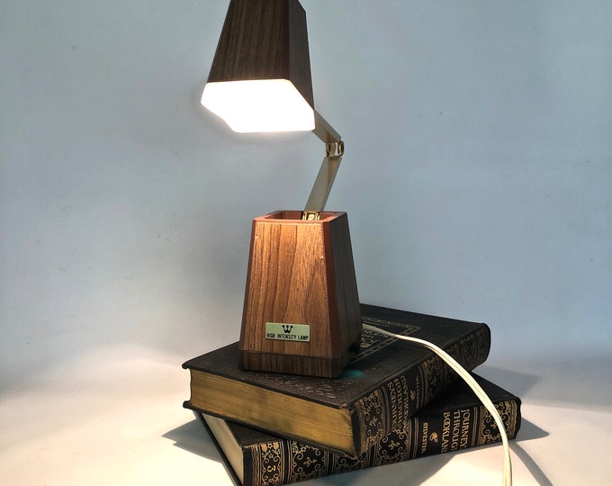 Mid Century Windsor Pyramid High Intensity Lamp / Adjustable Reading Light / Articulated Arm ...