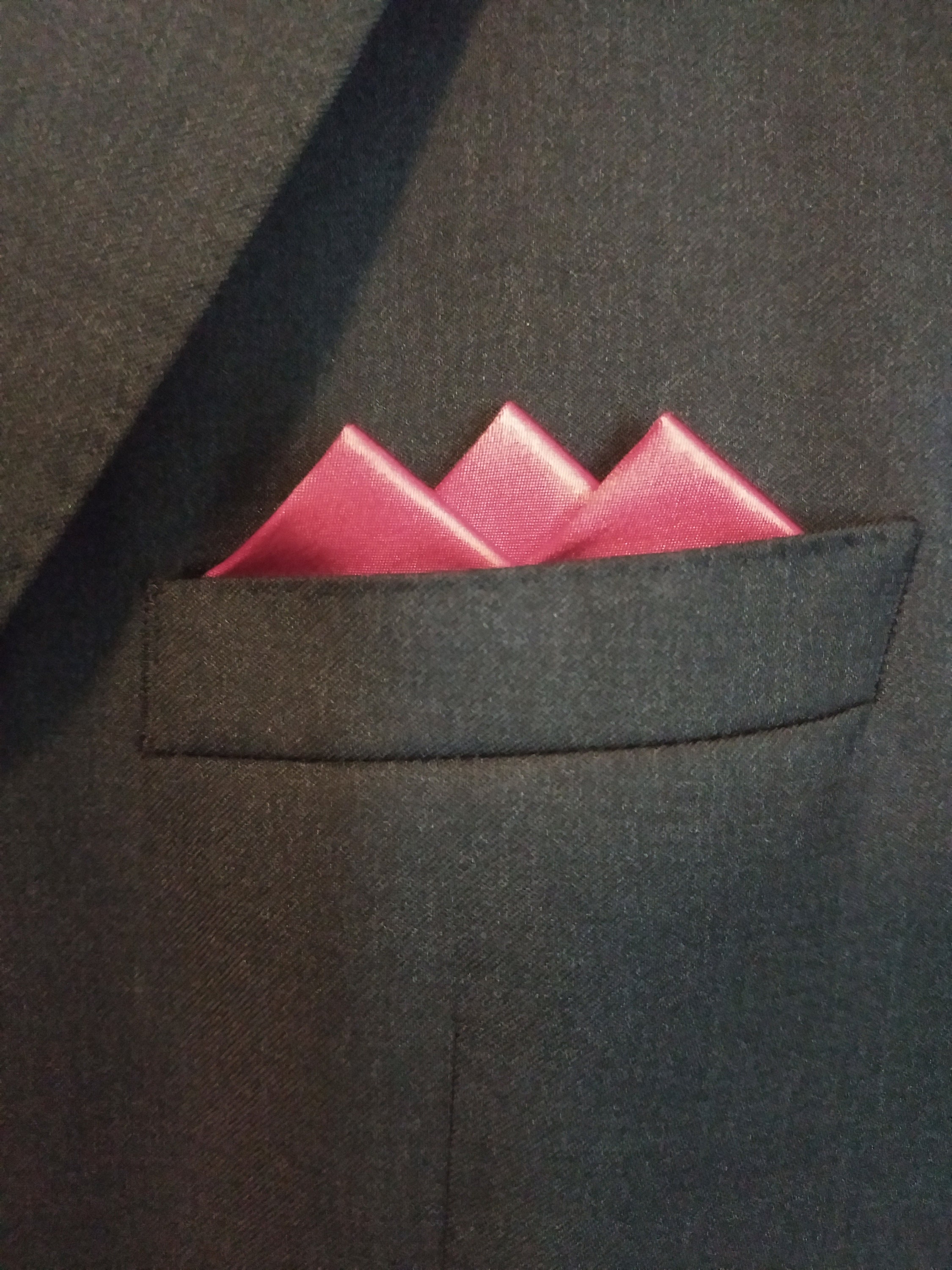 How To Fold A Pocket Square Three Point