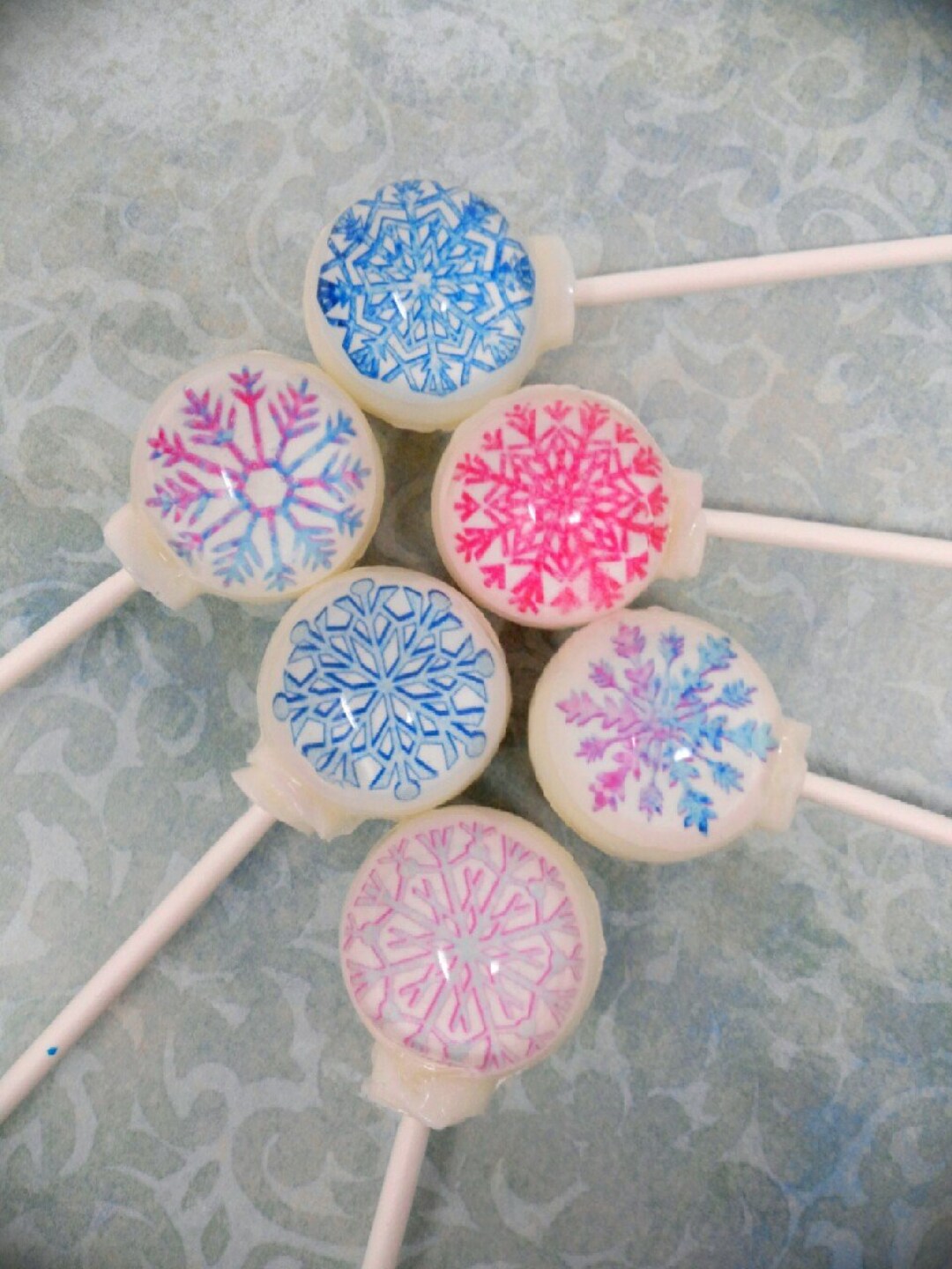 Fallen Snow Lollipops 6-piece Set by I Want Candy! - Etsy