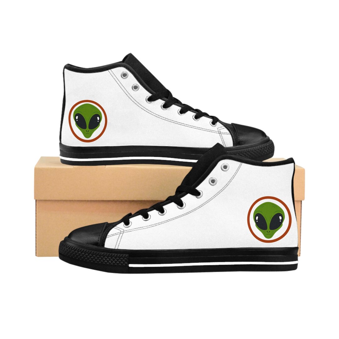 Alien Sneakers, Casual Shoes, Women's Footwear, Alien Graphic, Sci-fi ...