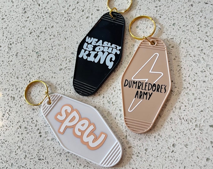 Retro Motel Keychain, Funny and Cute Keychains Engraved on Acrylic ...