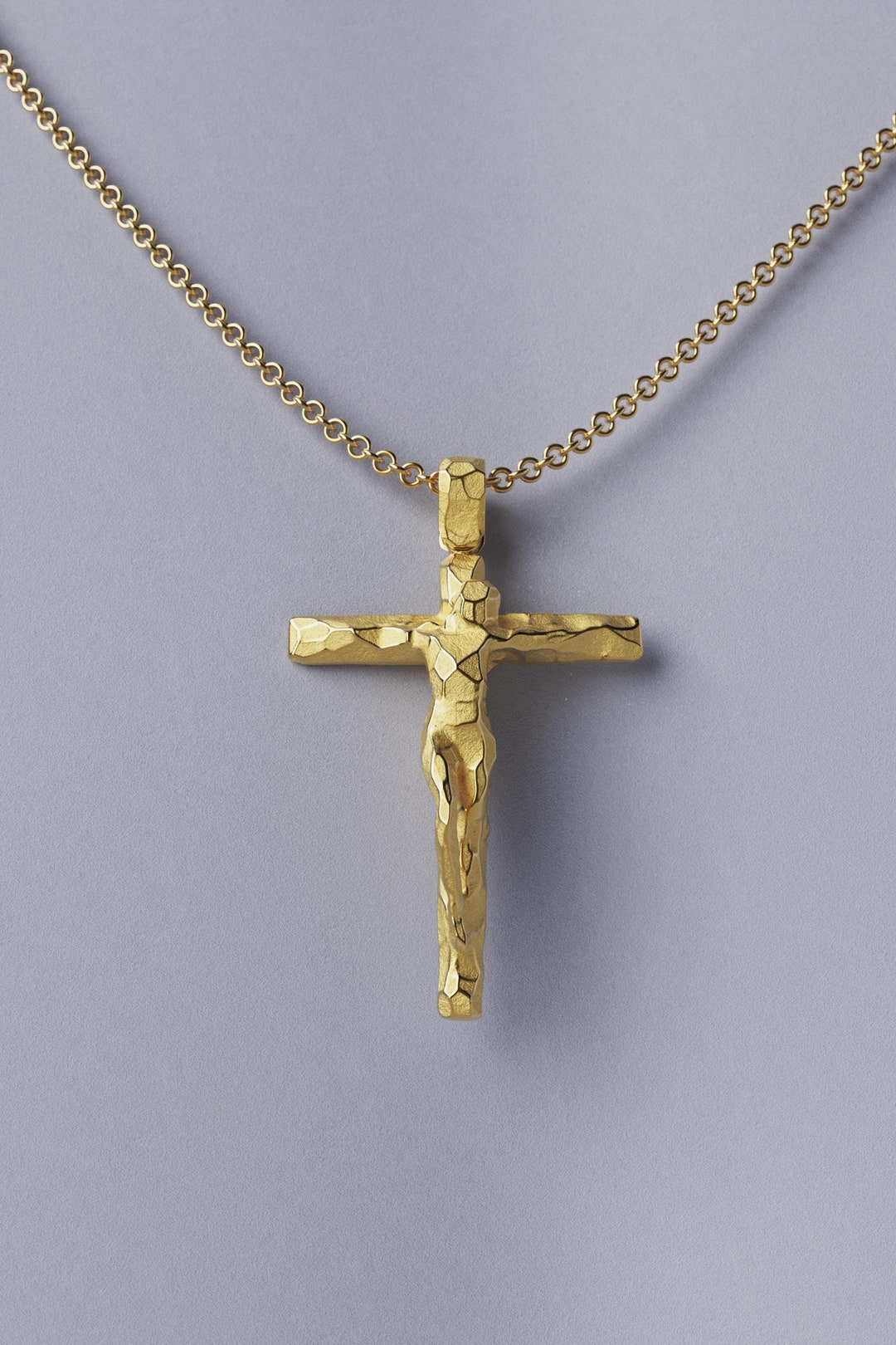 14k -18k Gold Crucifix Pendant Necklace - Italian Religious Jewelry - Etsy