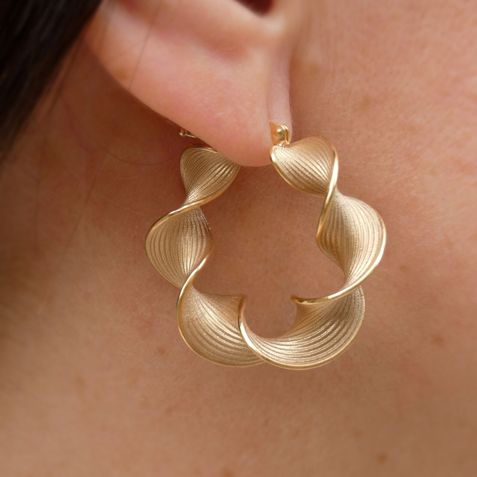 Italian 18k Gold Twisted Hoop Earrings: Large Textured Hoops - Etsy