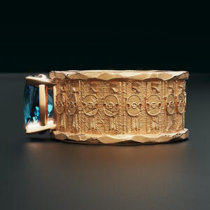 Persian Gold Men's Ring: Blue Topaz, Achaemenid Warriors - Etsy