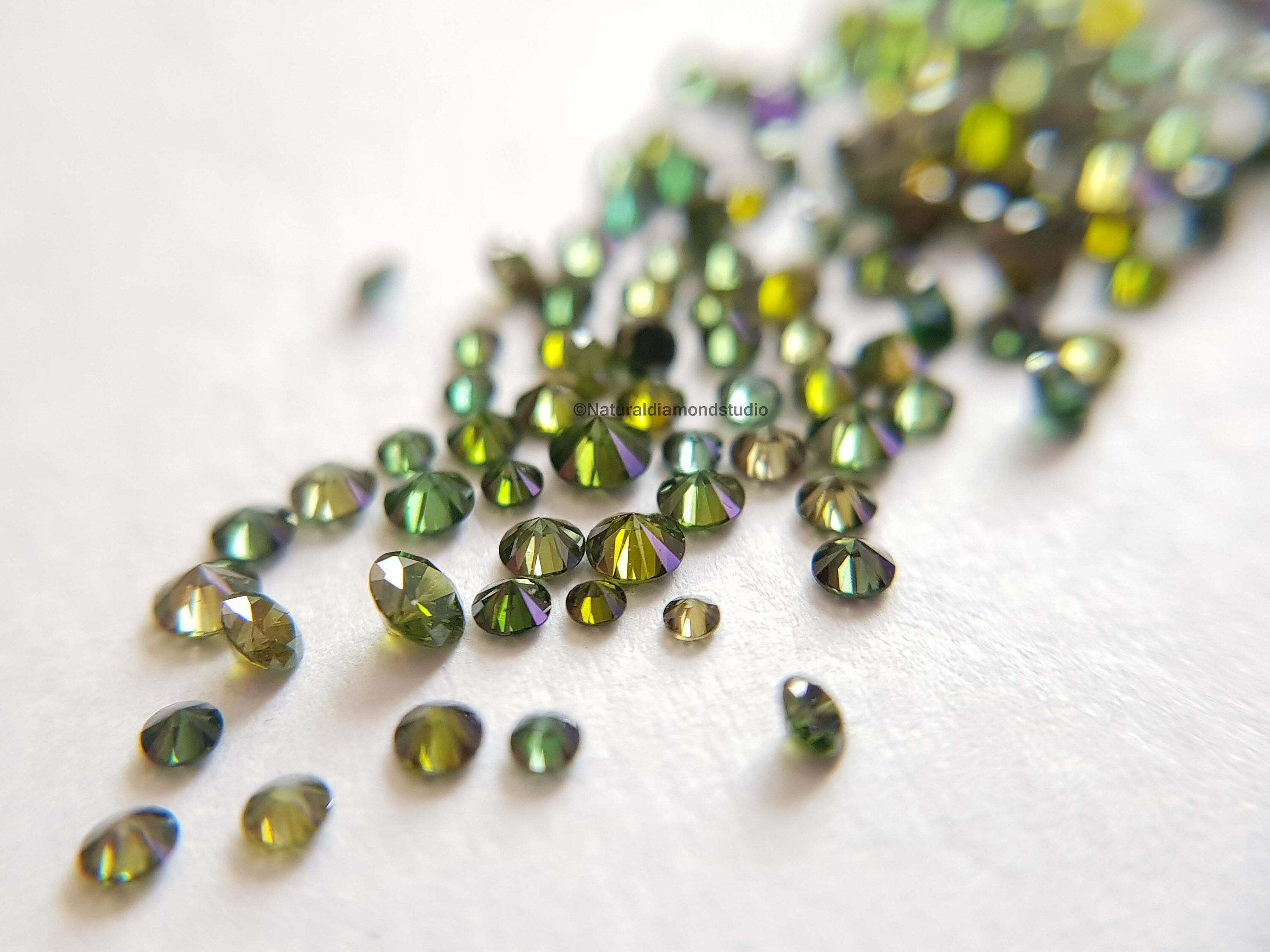 Wholesale Natural Green Diamond ! Fancy Green Color Round Brilliant Cut ...