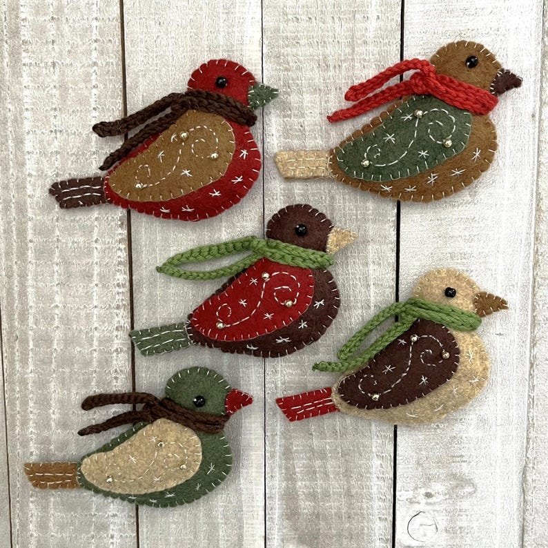 Christmas Felt Bird Ornament Kit, DIY, Makes 5 Miniature Birds. - Etsy