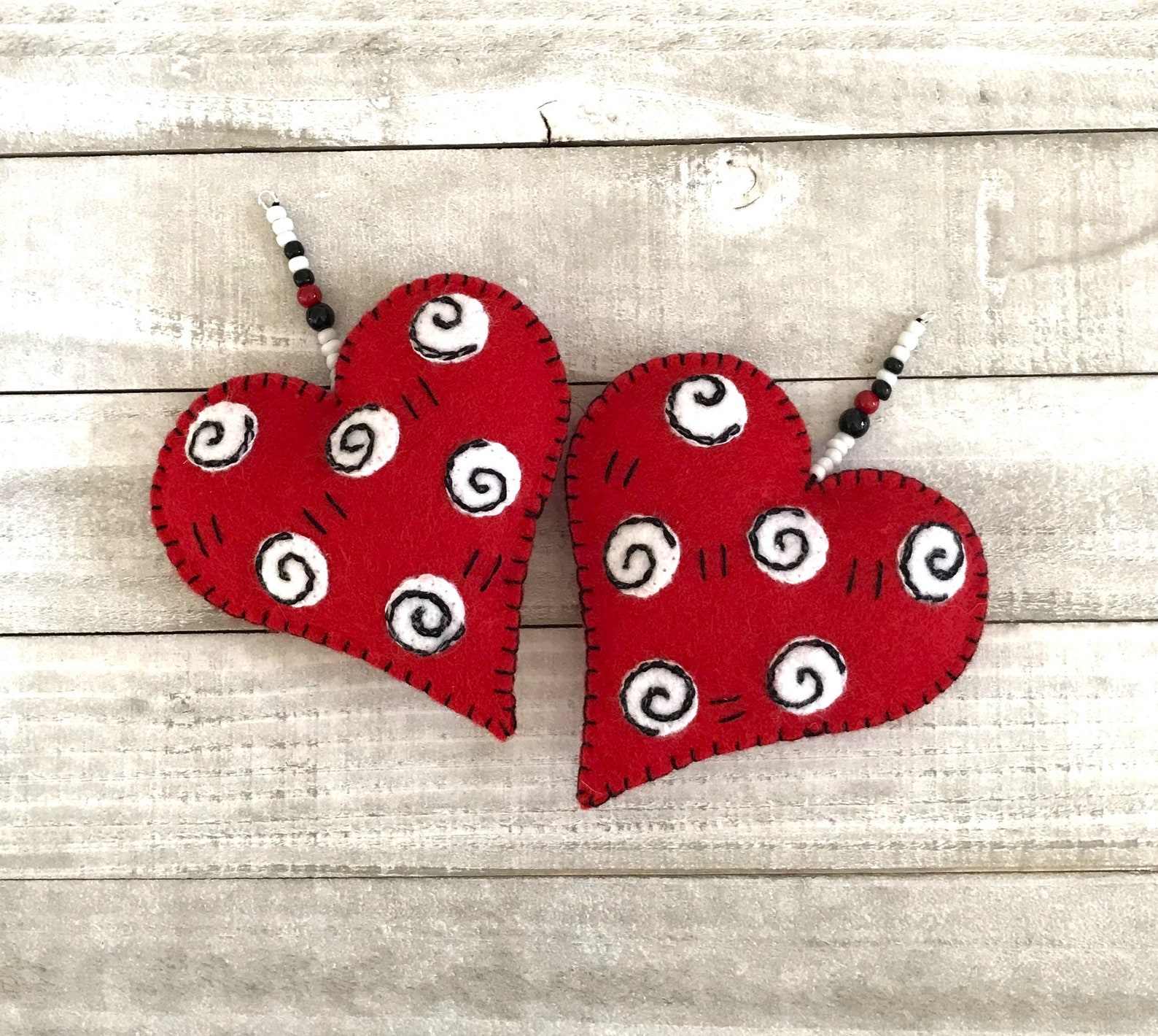 DIY Kit Valentine Hearts Felt Embroidery Sewing Pattern Makes 2 Whimsy ...