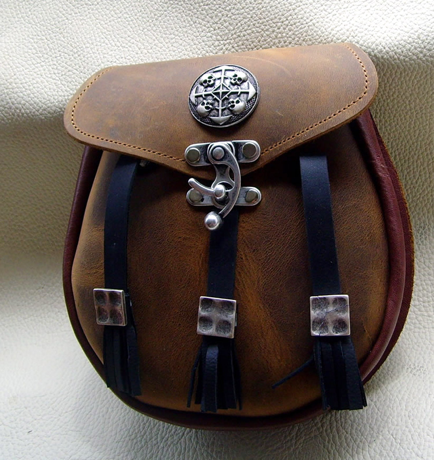 Leather Sporran Kilt Bag Scottish Bag Cowhide Leather Circle-of-skull ...