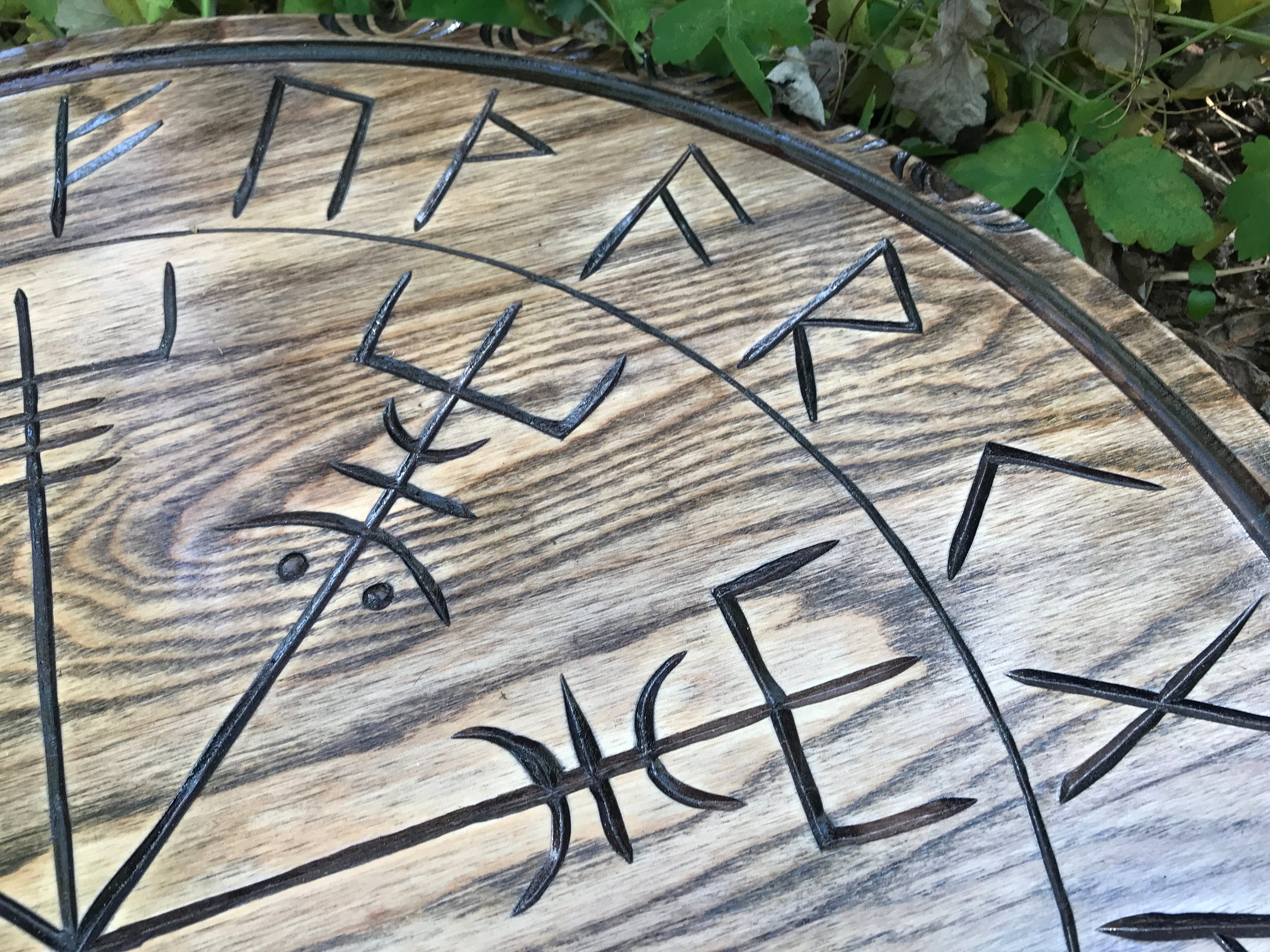 Altar Vegvisir runic Compass Asatruviking Runes Odin - Etsy