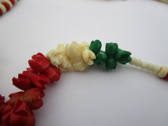 Wonderful Antique Mega Carved Bone & Colored Beaded F… - Gem