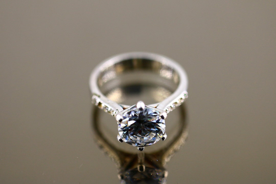Vintage Size 8.25 Sparkling White Round Crystal CZ Promise Ring 925 ...