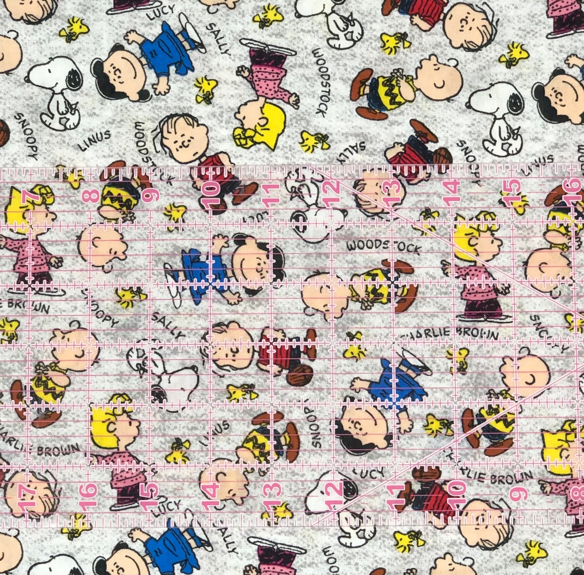 Tela de algodón 100 % de Peanuts Name Gang Charlie Brown / Cuarto de grasa, media yarda - Etsy ...