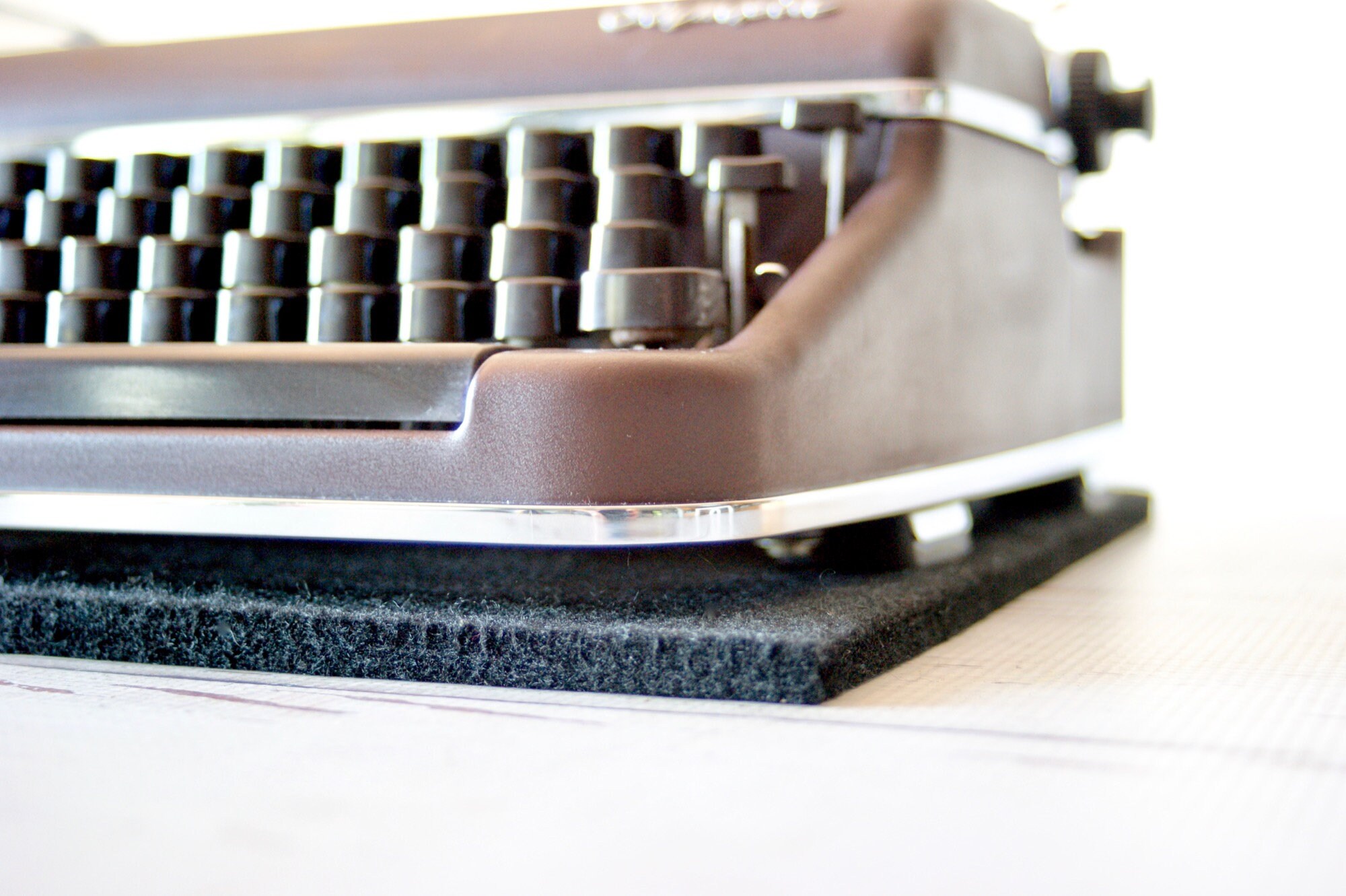 NON-SLIP Typewriter Pad dampens Sounds Protects Tables - Etsy