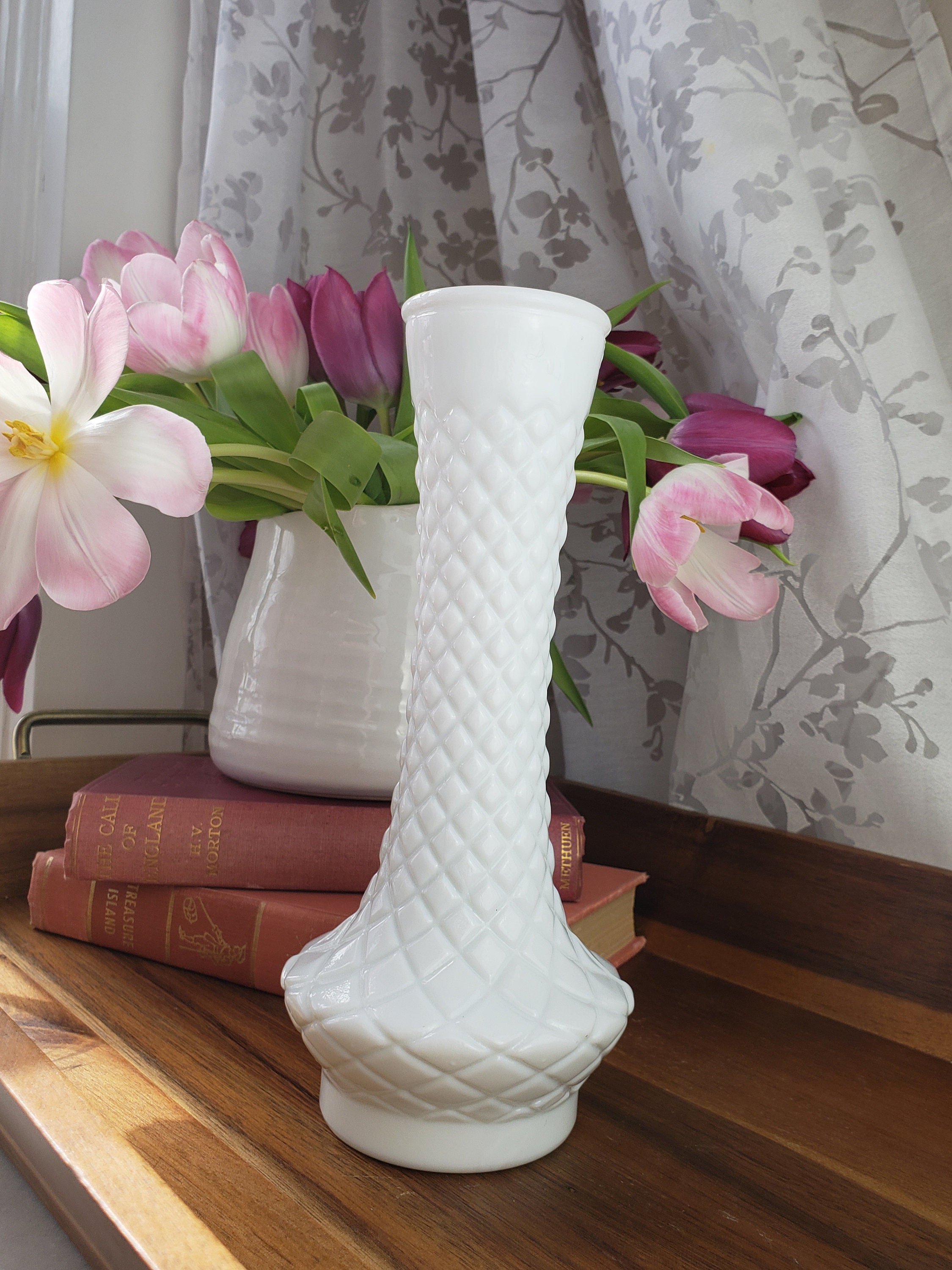 White Milk Glass Diamond Pattern Vase Crisscross Pattern - Etsy