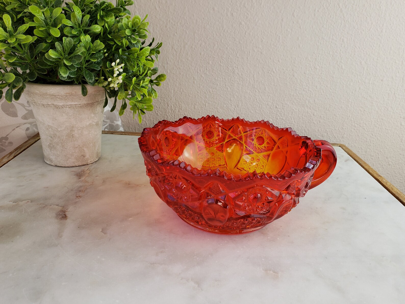 LE Smith Quintec Pattern Amberina Glass Nappy Bowl, Handle, Midmod ...