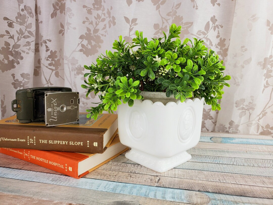 Fenton Patriot Planter, 1976 Bicentennial Medallion Planter, Limited ...