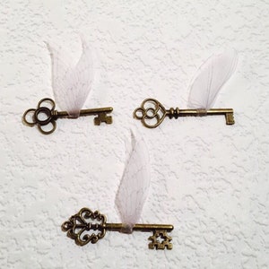 Set of 7 Winged Keys for Wizards | Flying Keys | Magical Parties ...