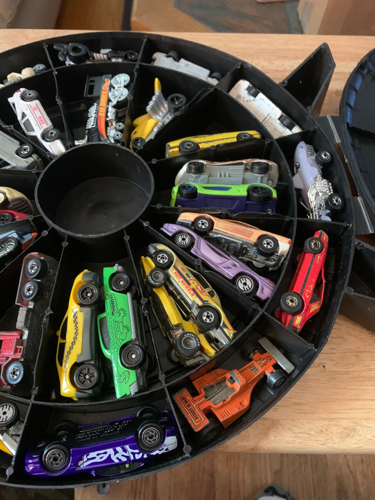 Vintage Hot Wheels Case With Cars - Etsy