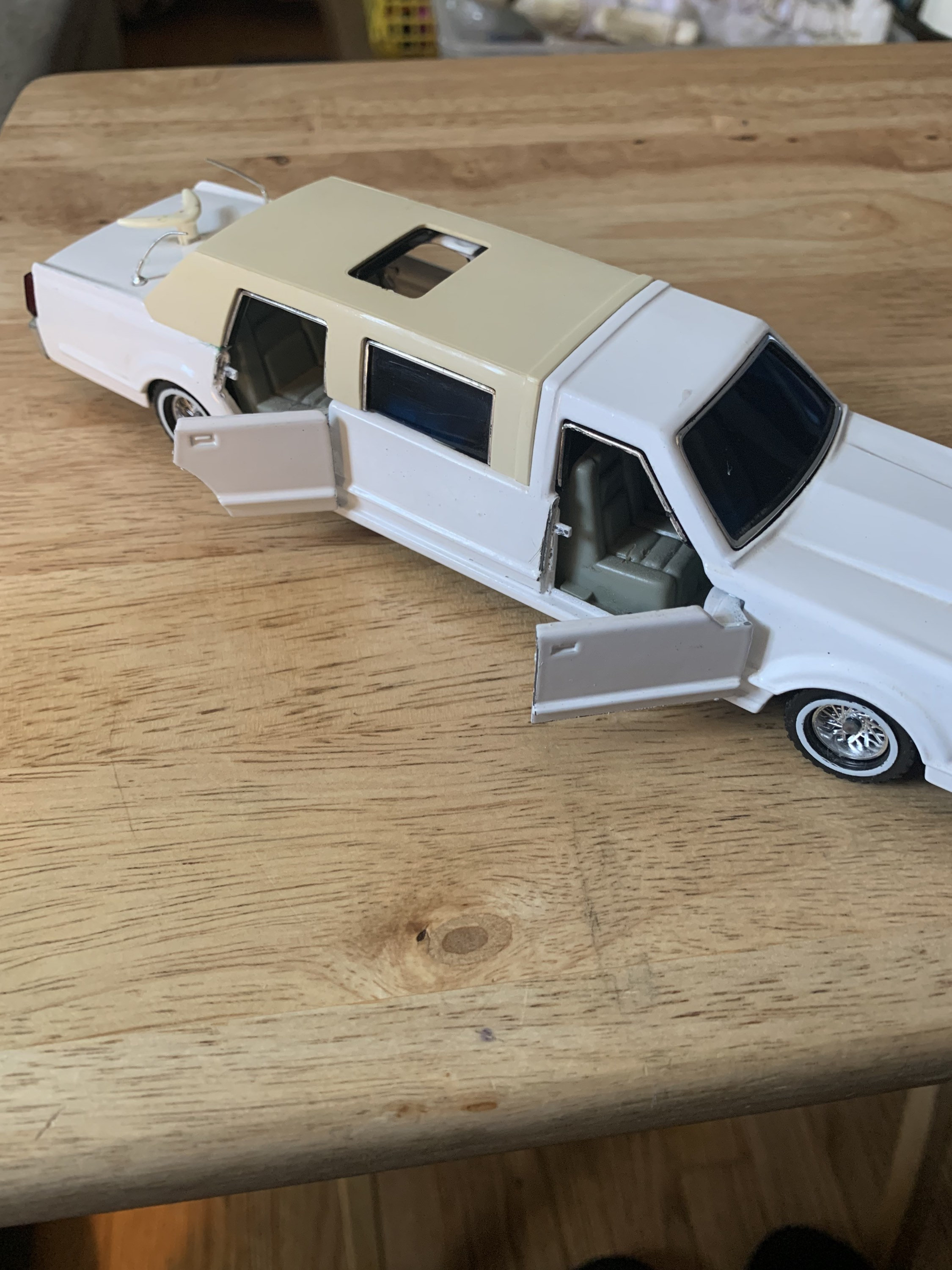 Vintage Diecast, 1/32 Scale, Limo, White - Etsy