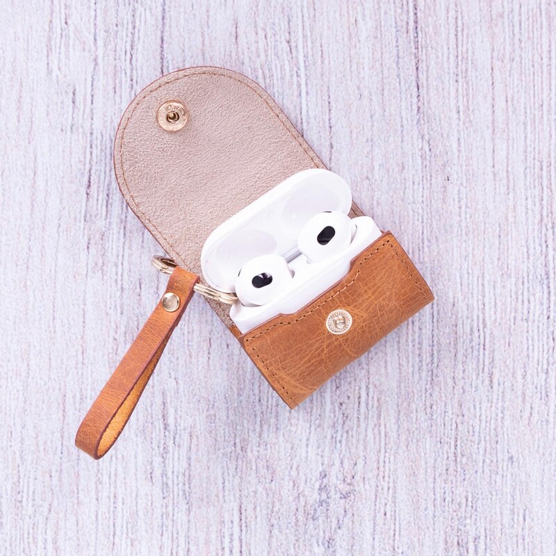 Custom Airpods Case 4 - Etsy