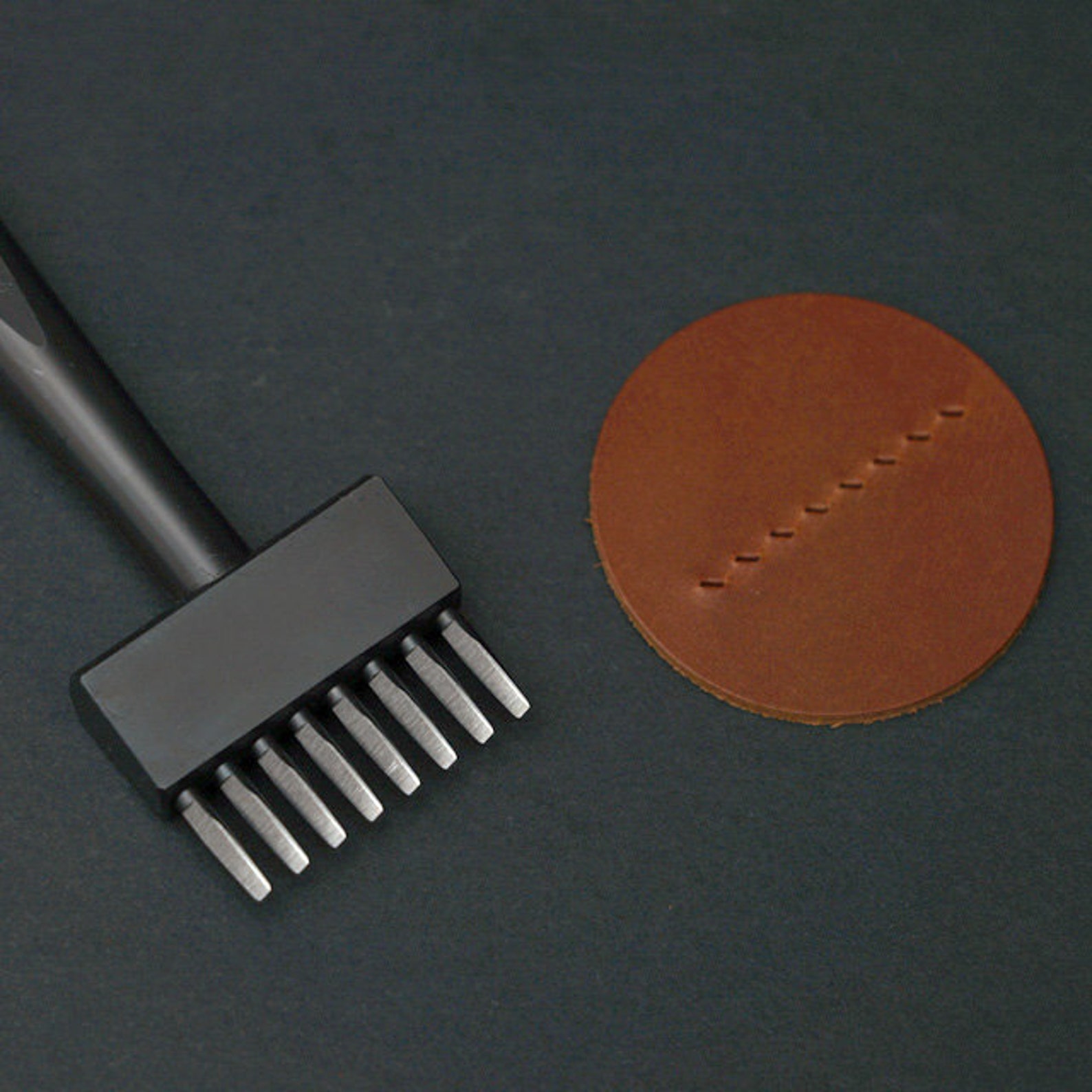 Ksbladepunch / Pricking Irons V2 (black) – Inverse – for High Quality Leathercraft Tools ...