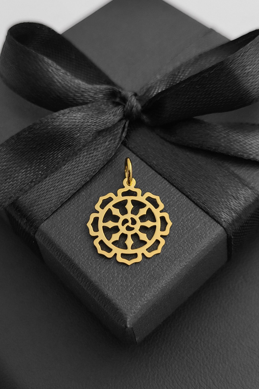 14K Gold Dharmacakra, 14K Solid Gold Dharma Wheel. Meditation Jewel ...