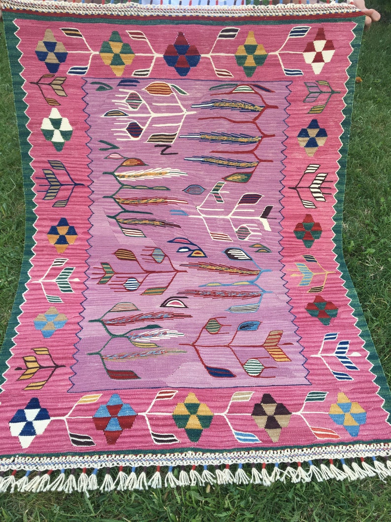 Oriental Small Pink Kilim Rug Flowers Pink Turkish Floor - Etsy