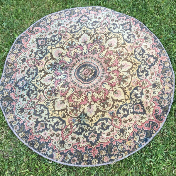 Round Persian Rug - Etsy