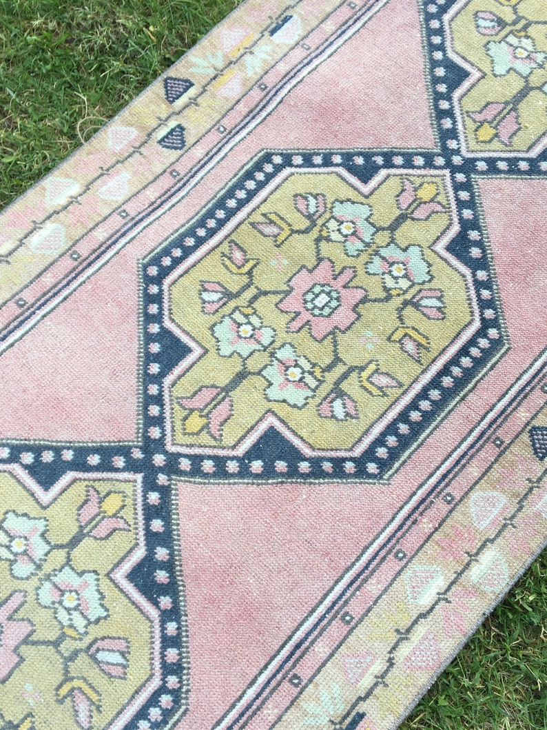 Country Farmhouse Runner Rug Vintage Runners Decorative Rug | Etsy