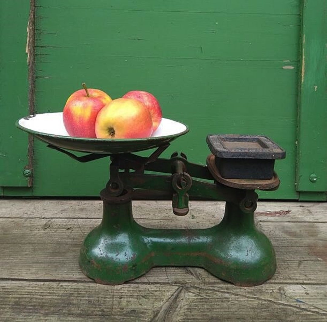 Old English Scale 1kg Weight Enamel Weighing Pan Cast Iron Rust Patina ...
