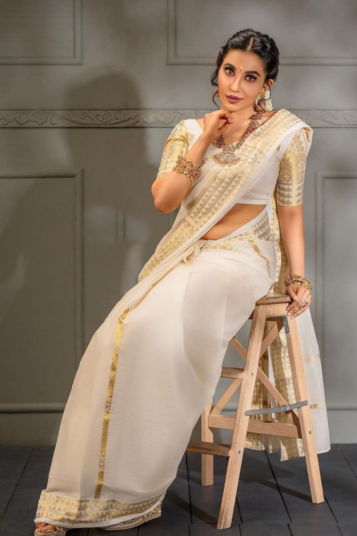 Off White Color Saree With Blouse Piece, Cotton Silk Saree for Women ...