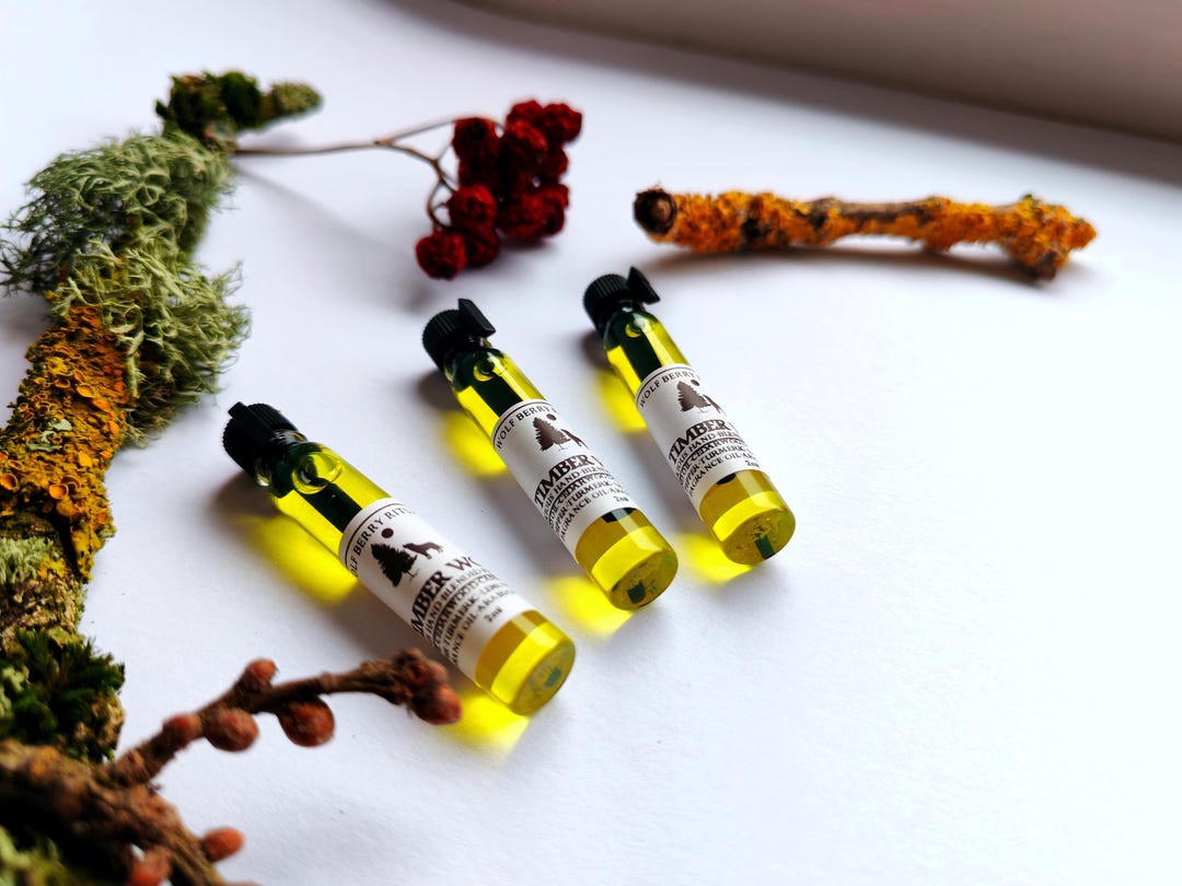 Timber Wolf 2ml Perfume Oil, Earthy Cabin Woods Scent, Vial Tester ...