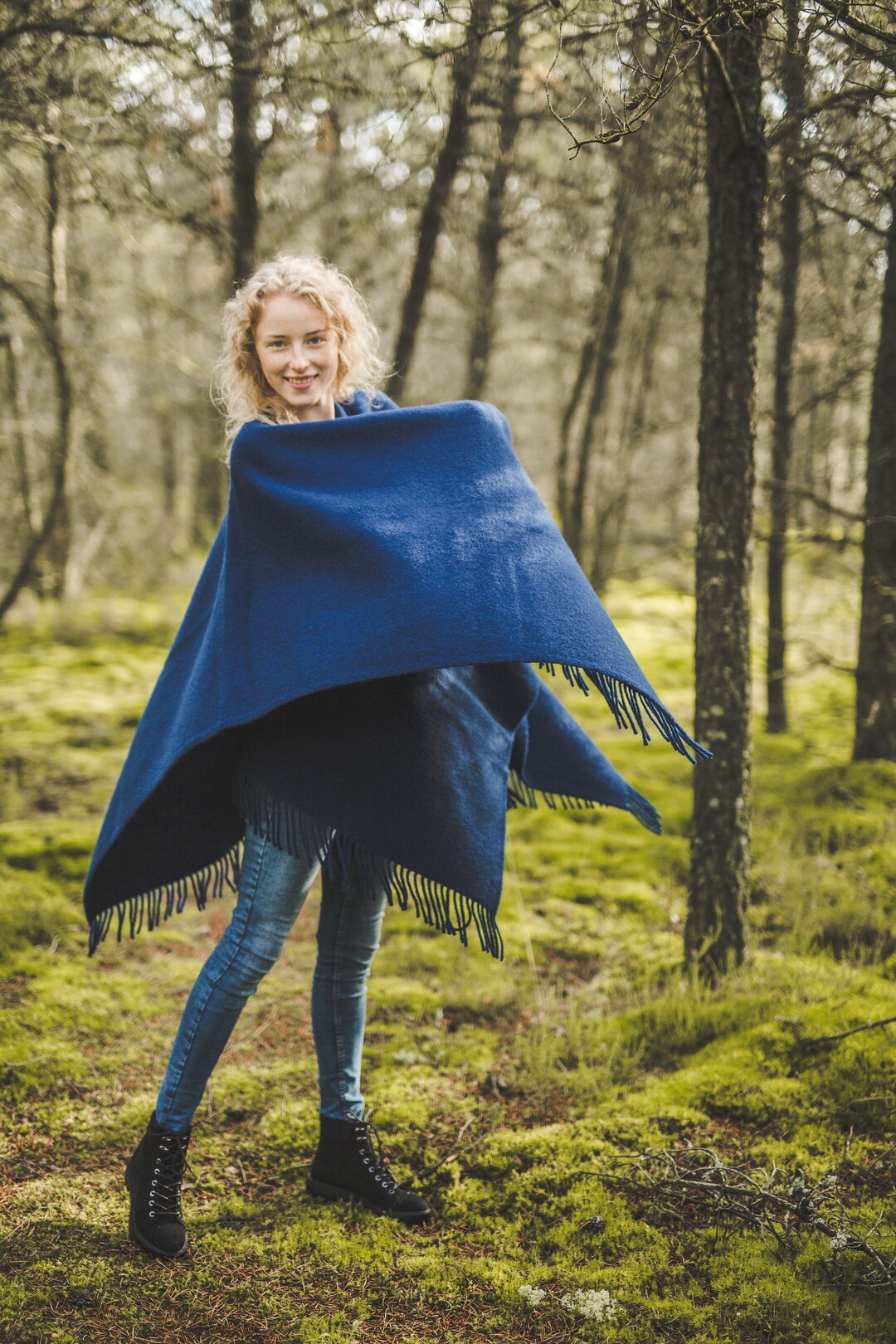 Knitted Poncho Shawl – Diamond V Shape Fringe Cape Wrap, 130x190 Cm ...